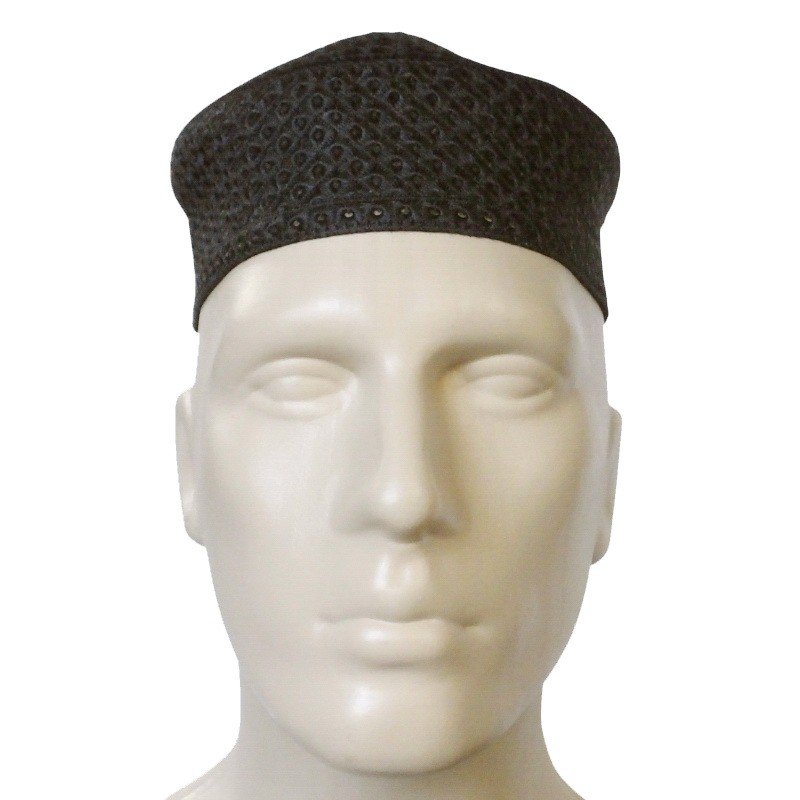 Tableegi - a stiff, openwork cap, Black