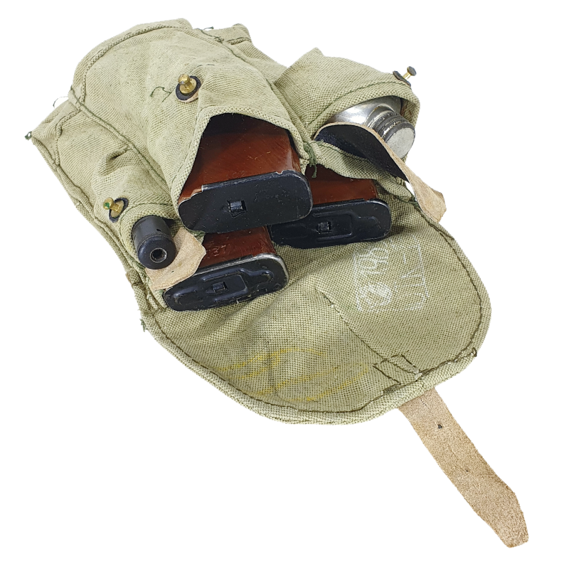 AK magazine pouch (3 mags capacity), black leather, sand-green