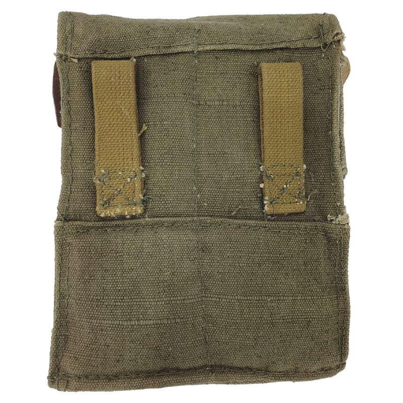 AK magazine pouch (3 mags capacity), black leather, dark green